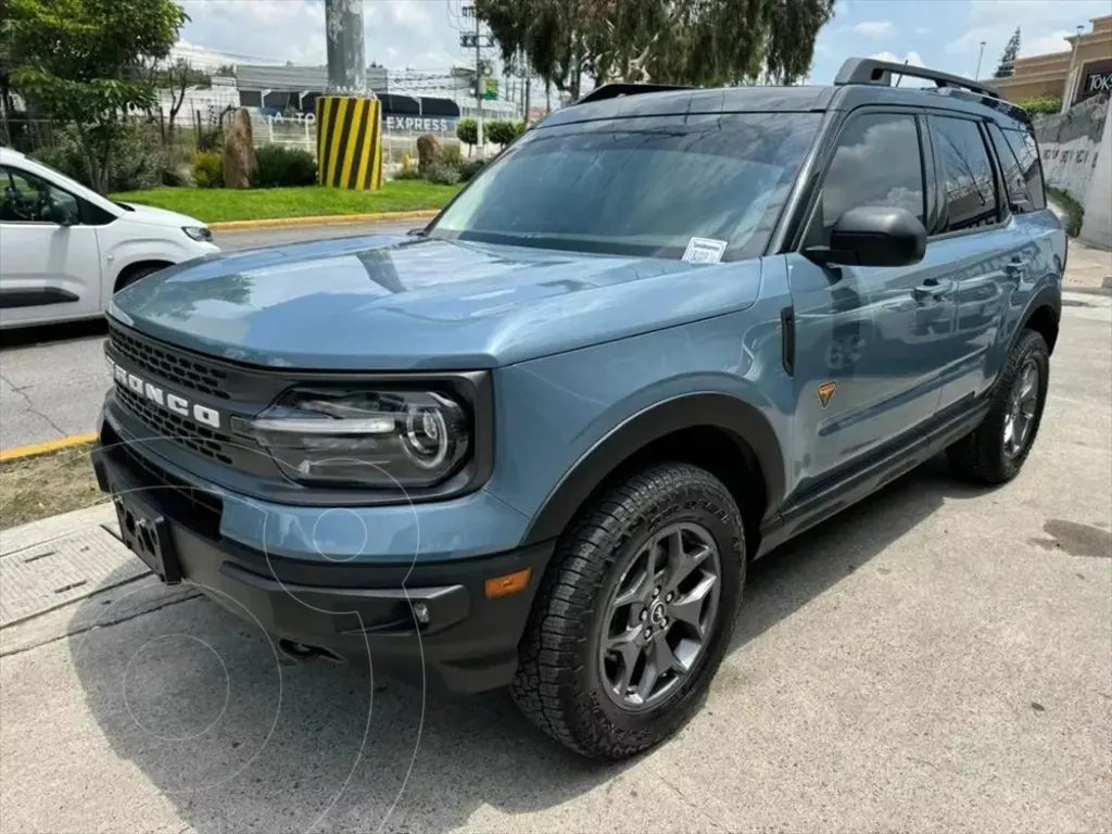 Ford Bronco Sport Badlands usado (2023) color Azul Elctrico precio $698,000