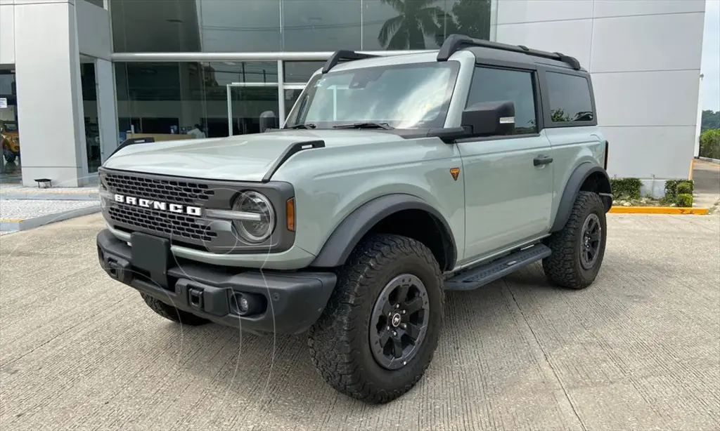 Ford Bronco Badlands 2 Puertas usado (2022) color Gris precio $1,000,000