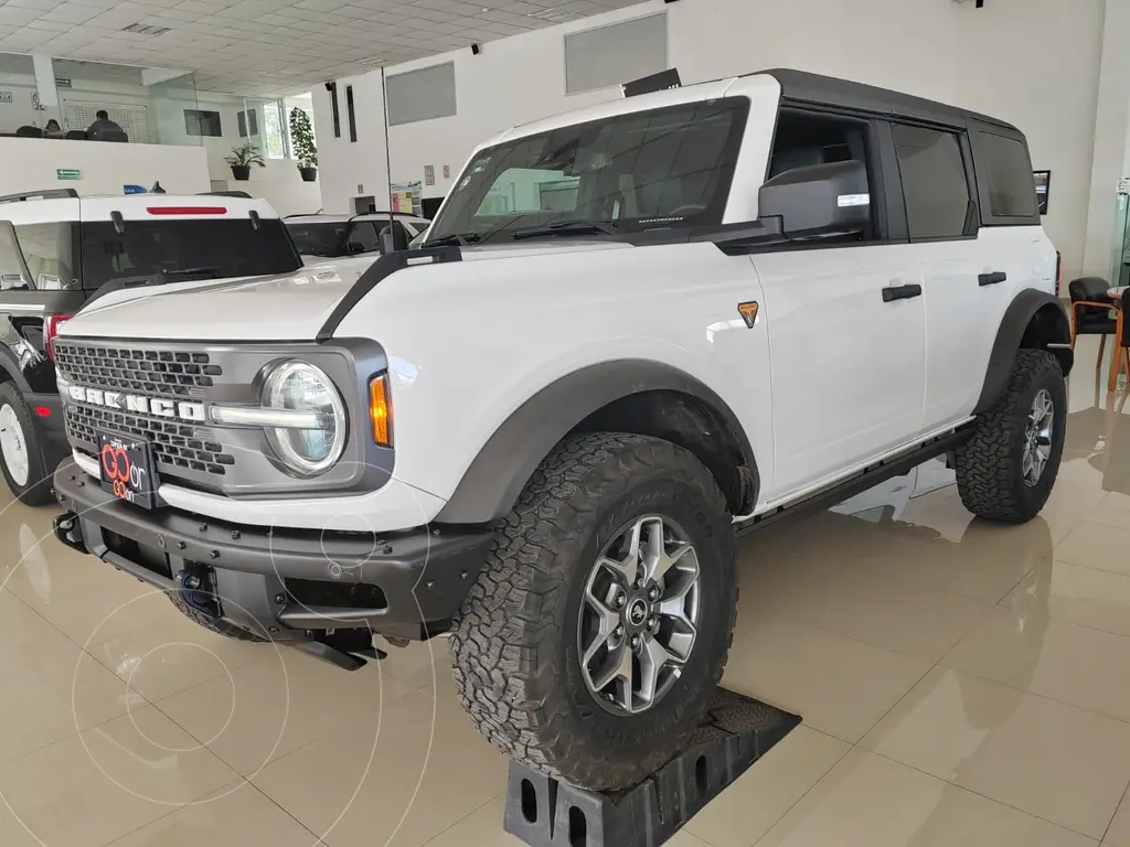 Ford Bronco Badlands 2 Puertas usado (2021) color Blanco precio $1,194,000