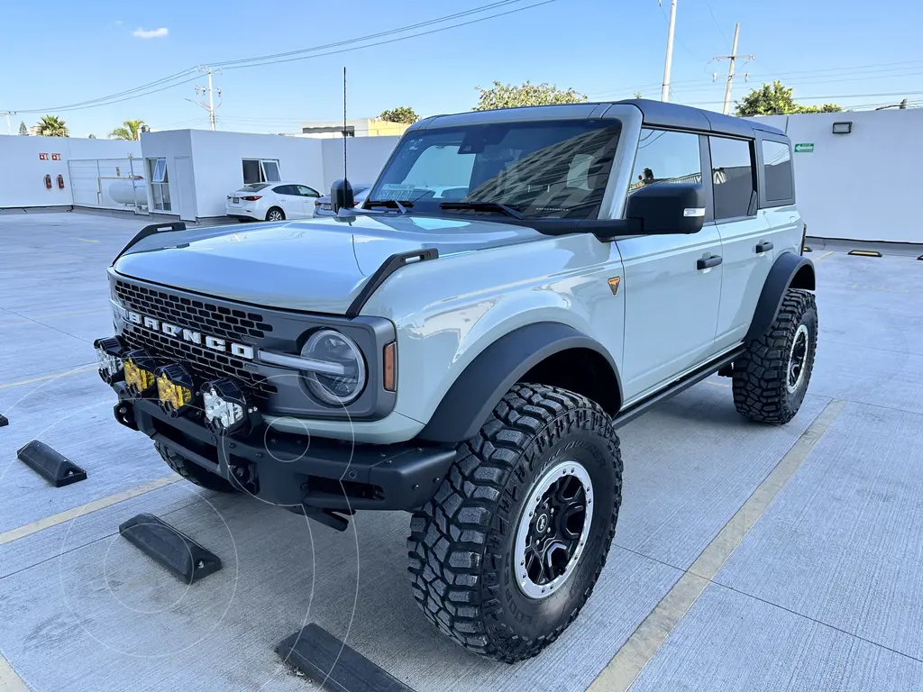 Ford Bronco Badlands 4 Puertas usado (2023) color Gris precio $1,450,000