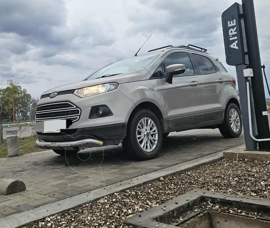 Ford EcoSport 1.6L SE usado (2016) color Perla Ocre precio $18.500.000