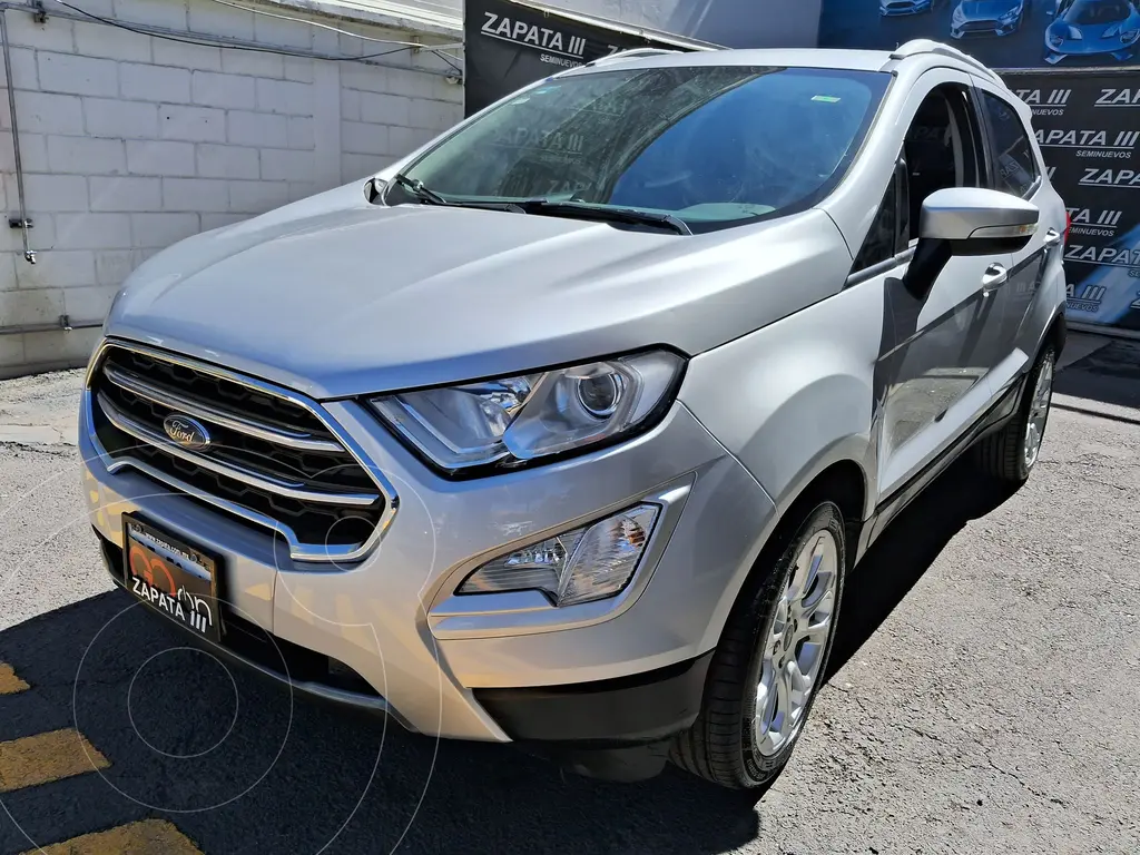 Ford Ecosport Titanium usado (2021) color plateado precio $364,000