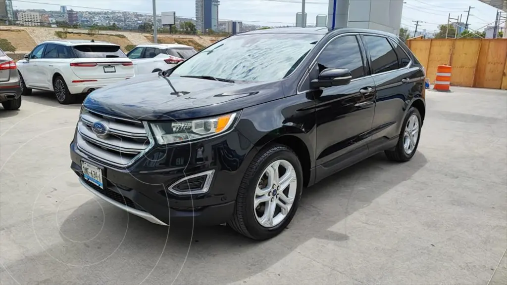 Ford Edge TITANIUM V6/3.5 AUT usado (2015) color Negro precio $280,000