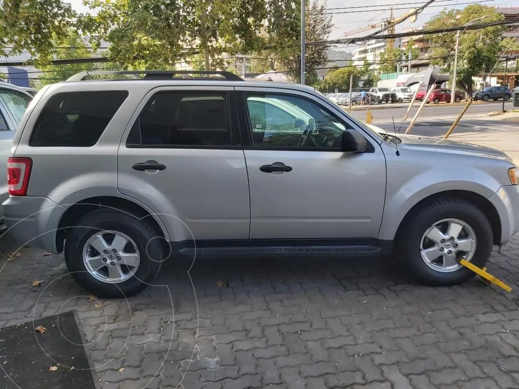 Ford Escape XLT 2.5L Aut usado (2012) color Gris precio $9.500.000