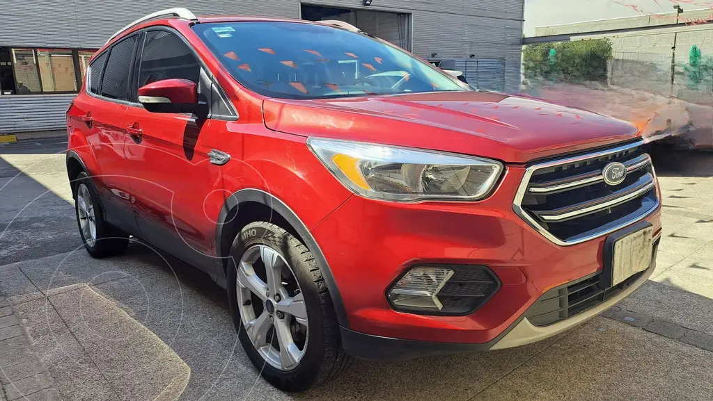 Ford Escape Trend Advance EcoBoost usado (2017) color Rojo precio $285,000