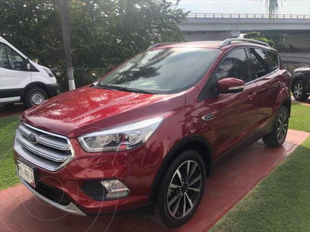 Ford Escape Titanium EcoBoost usado (2019) color Rojo precio $438,000