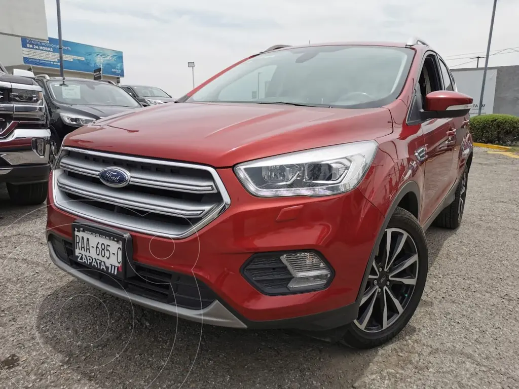 Ford Escape Titanium EcoBoost usado (2019) color Rojo precio $420,000