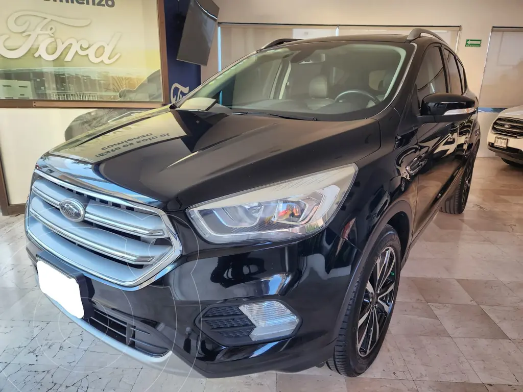 Ford Escape Titanium usado (2017) color Negro precio $349,000