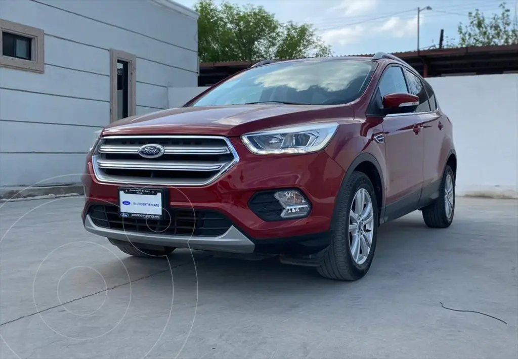 Ford Escape S Plus usado (2019) color Rojo precio $400,000