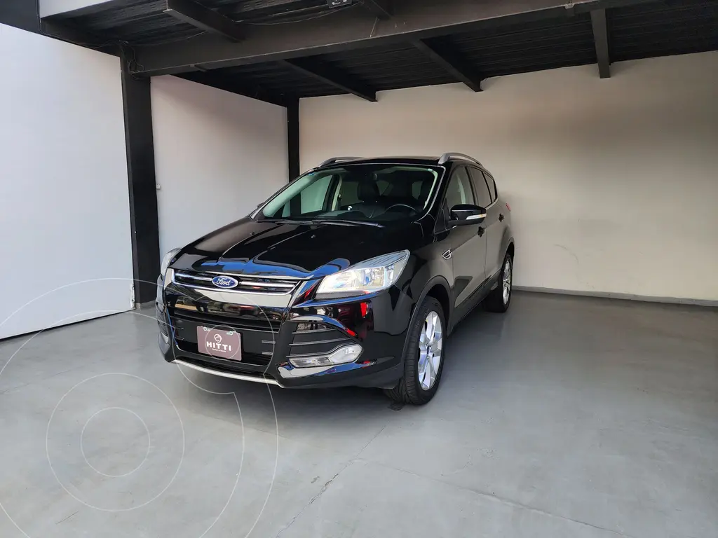 Ford Escape Titanium EcoBoost usado (2016) color Negro precio $275,000
