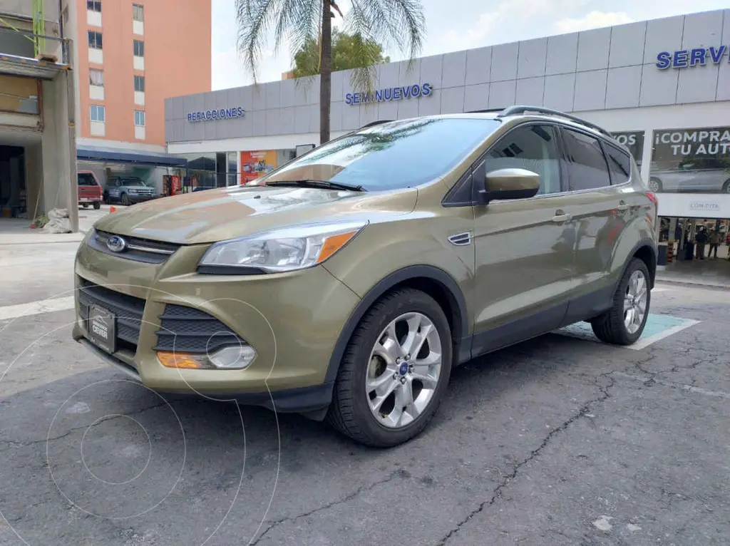 Ford Escape SE Plus con techo panoramico usado (2013) color Verde ...