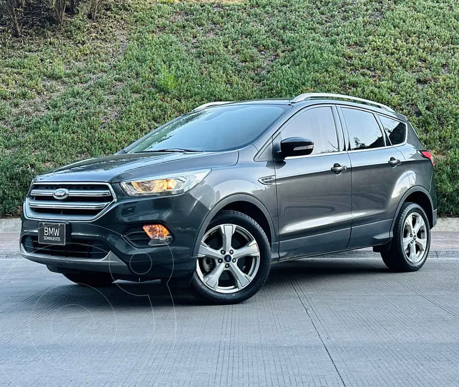 Ford Escape Trend Advance EcoBoost usado (2019) color Gris precio $349,000