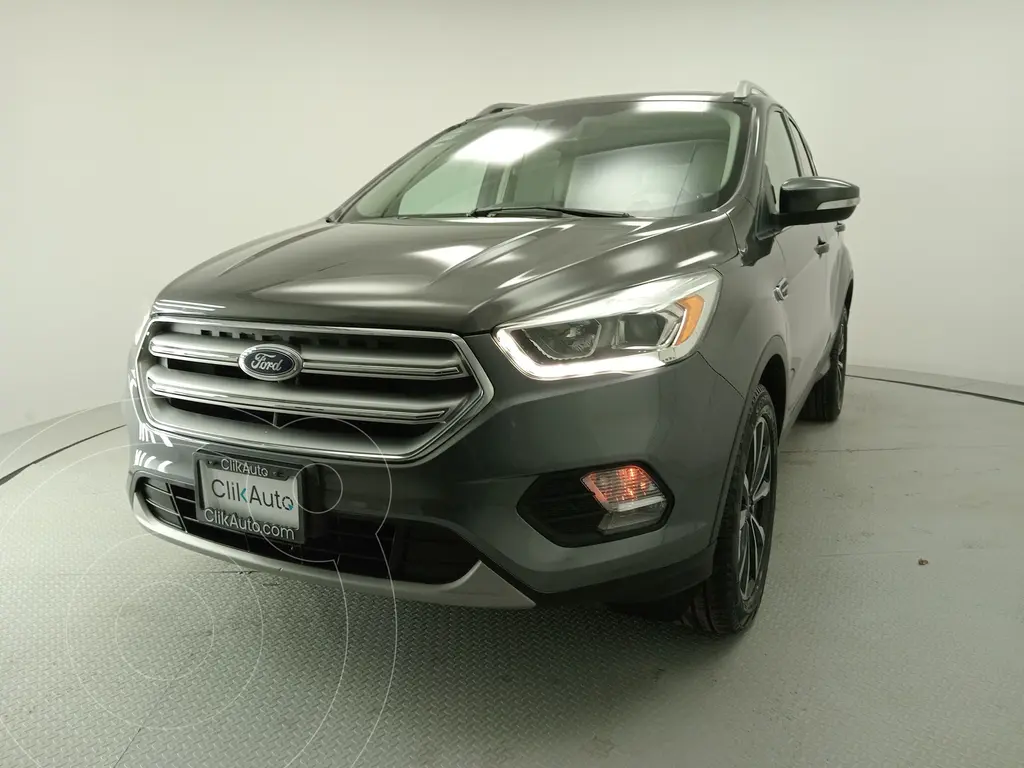 Ford Escape Titanium EcoBoost usado (2017) color Gris precio $304,300