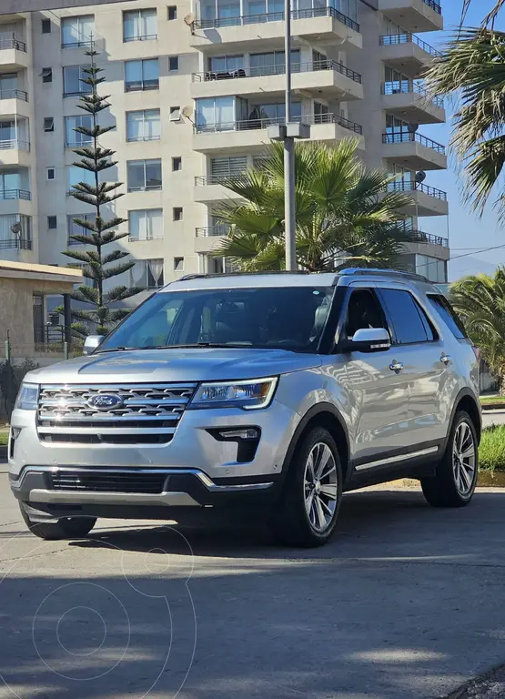 Ford Explorer 2.3L Limited Ecoboost 4x4 usado (2019) color Gris Plata precio $25.900.000