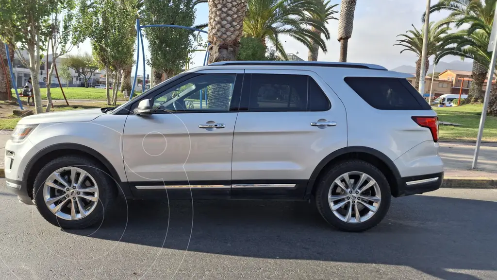 Ford Explorer 2.3L Limited Ecoboost 4x4 usado (2019) color Gris Plata precio $22.000.000