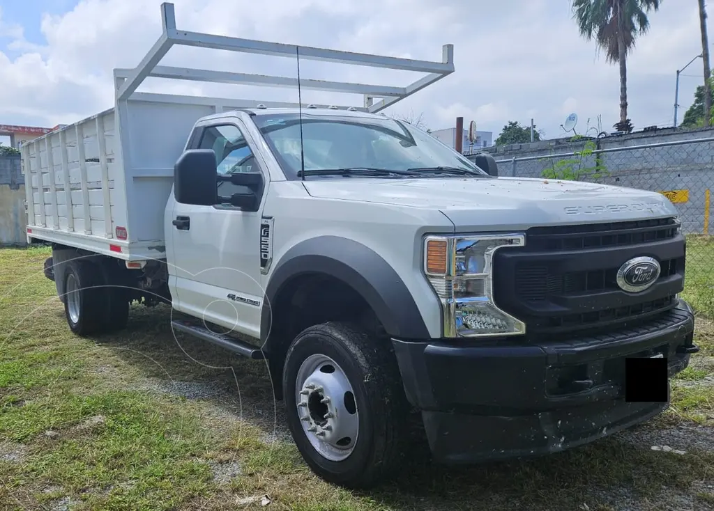 Ford F-550 XL 6.7L Super Duty Aut Diesel usado (2022) color Blanco ...