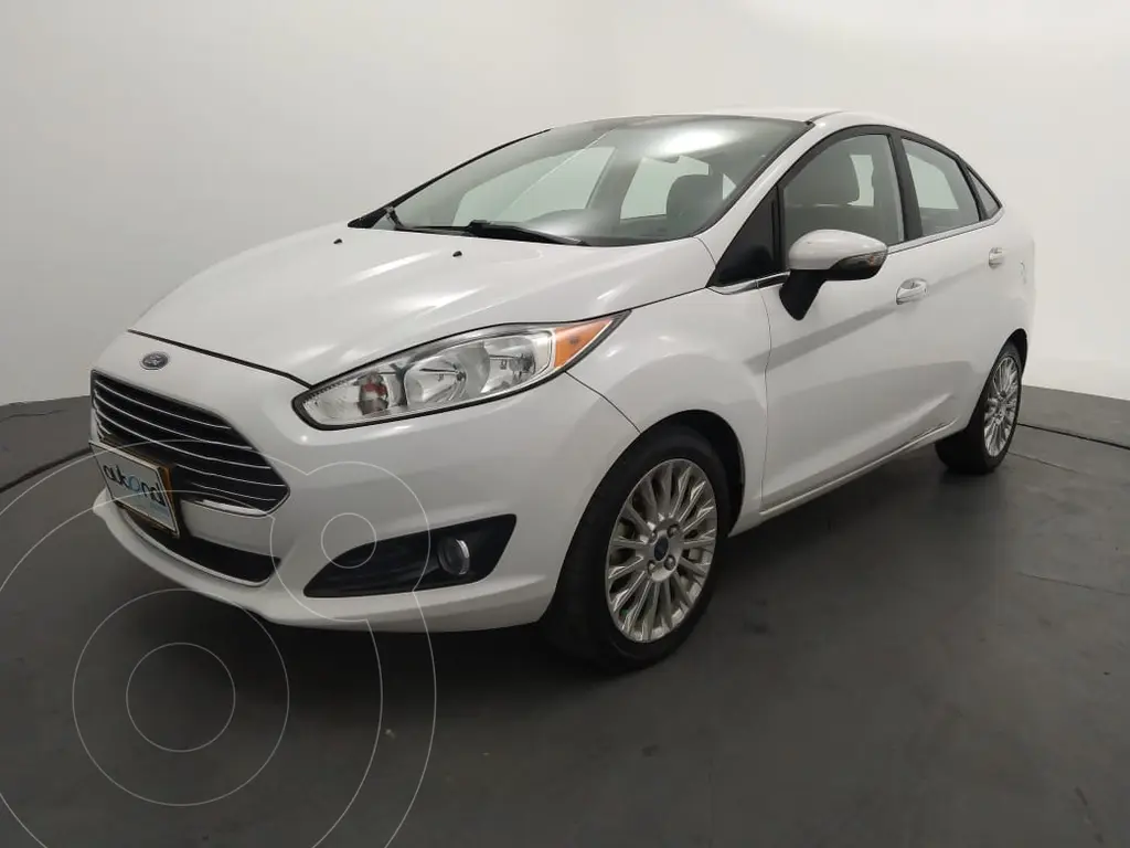 Ford Fiesta Sedan Titanium Aut usado (2014) color Blanco Oxford precio ...