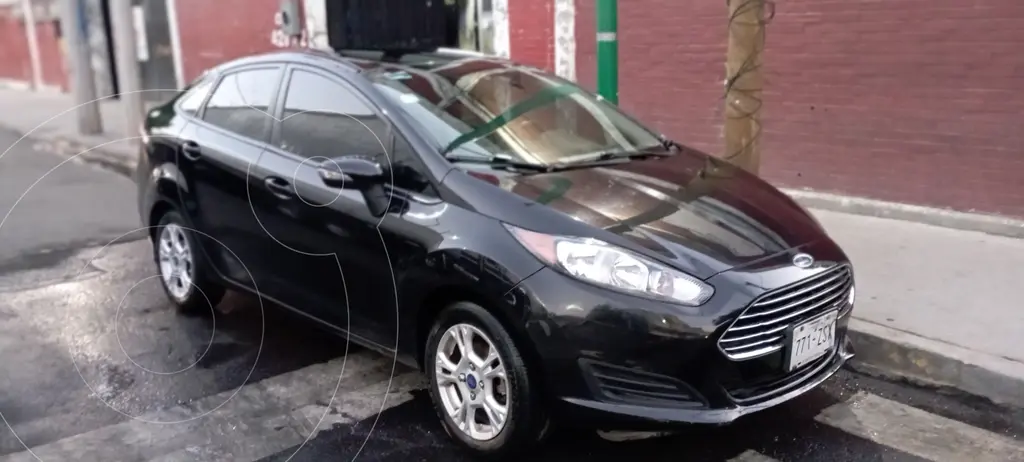 Ford Fiesta Sedan SE usado (2014) color Negro Profundo precio $120,000