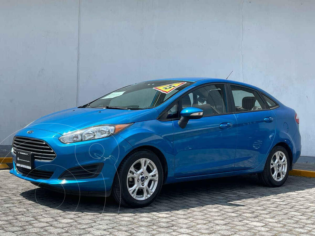 Ford Fiesta Sedan SE Aut usado (2015) color Azul precio $180,000