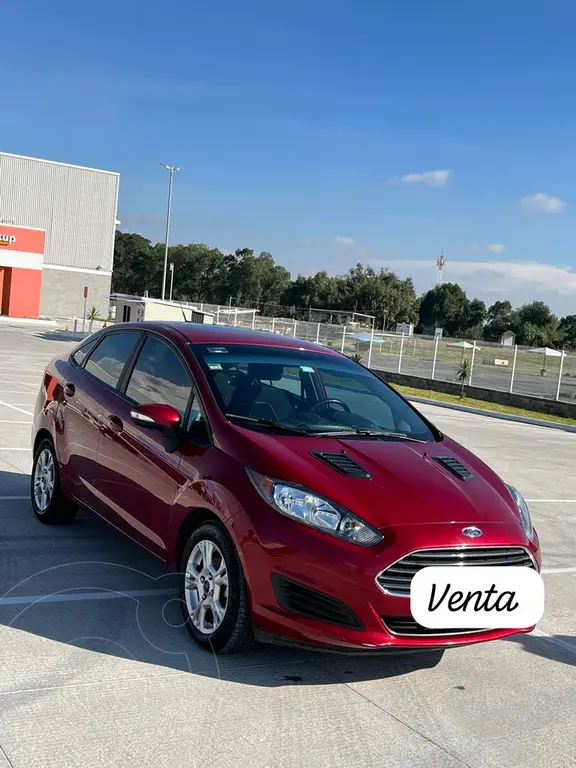 Ford Fiesta Sedan SE Aut usado (2016) color Rojo Rubi precio $168,000