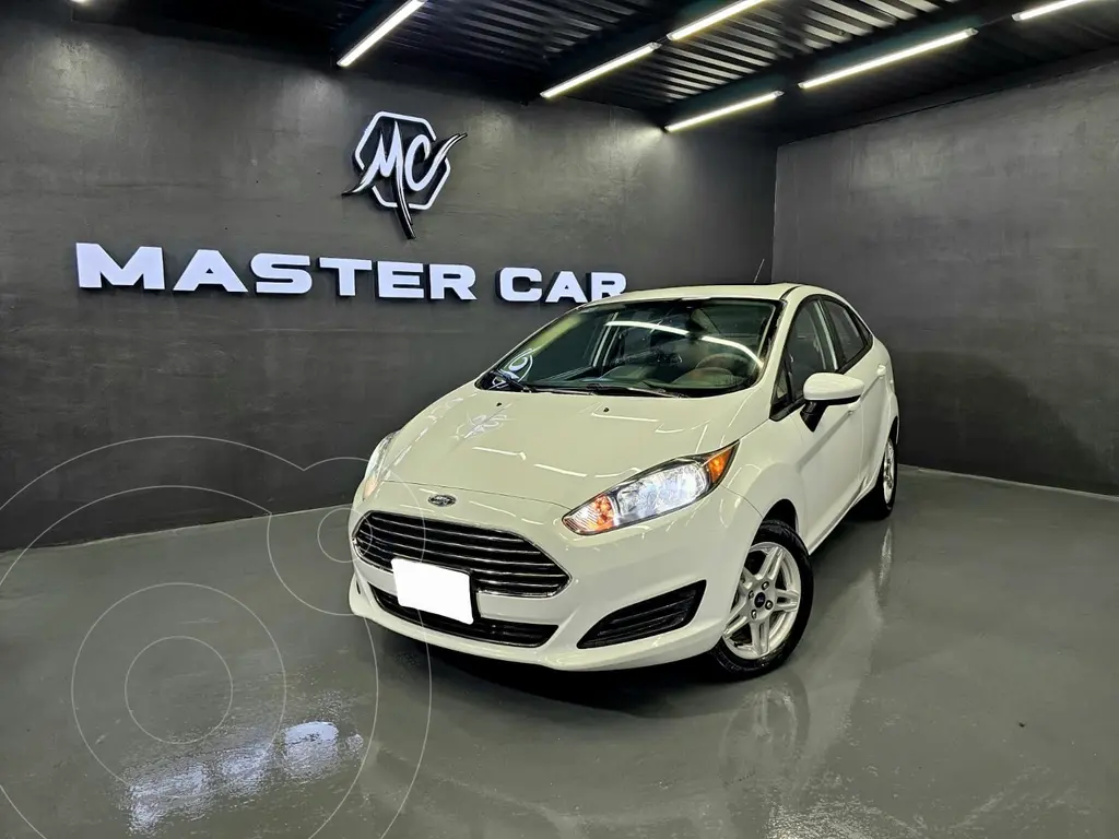 Ford Fiesta Sedan SE Aut usado (2018) color Blanco Oxford precio $189,000