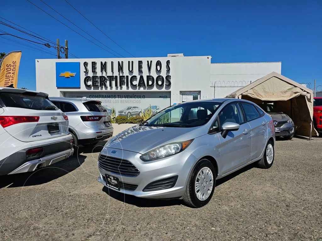 Ford Fiesta ST 1.6L usado (2015) color plateado precio $139,900