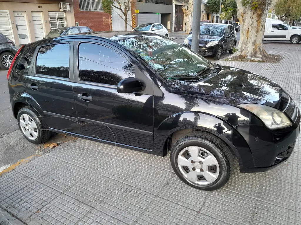 Ford Fiesta 5P Ambiente usado (2010) color Negro precio u$s6.200