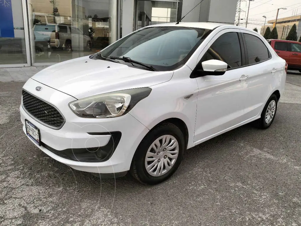 Ford Figo Sedan Impulse Aut A/A usado (2019) color Blanco precio $195,000