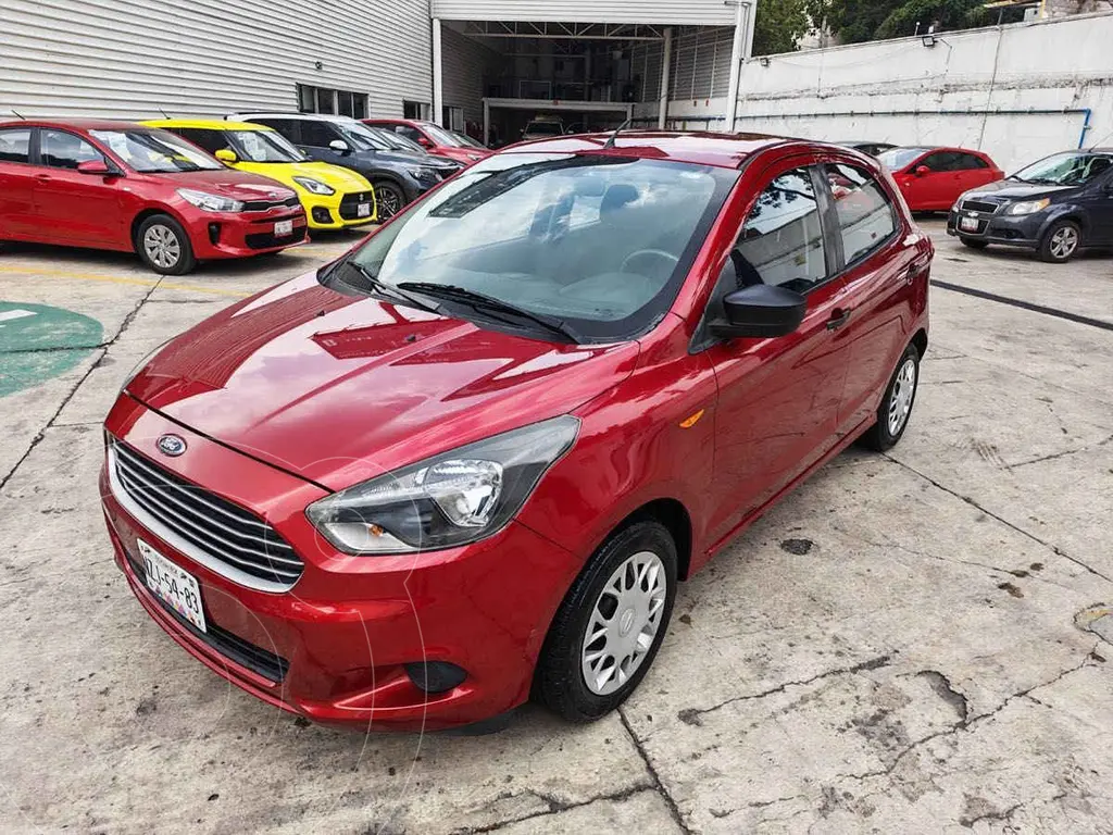 Ford Figo Sedan Impulse Aut A/A usado (2016) color Rojo precio $149,000