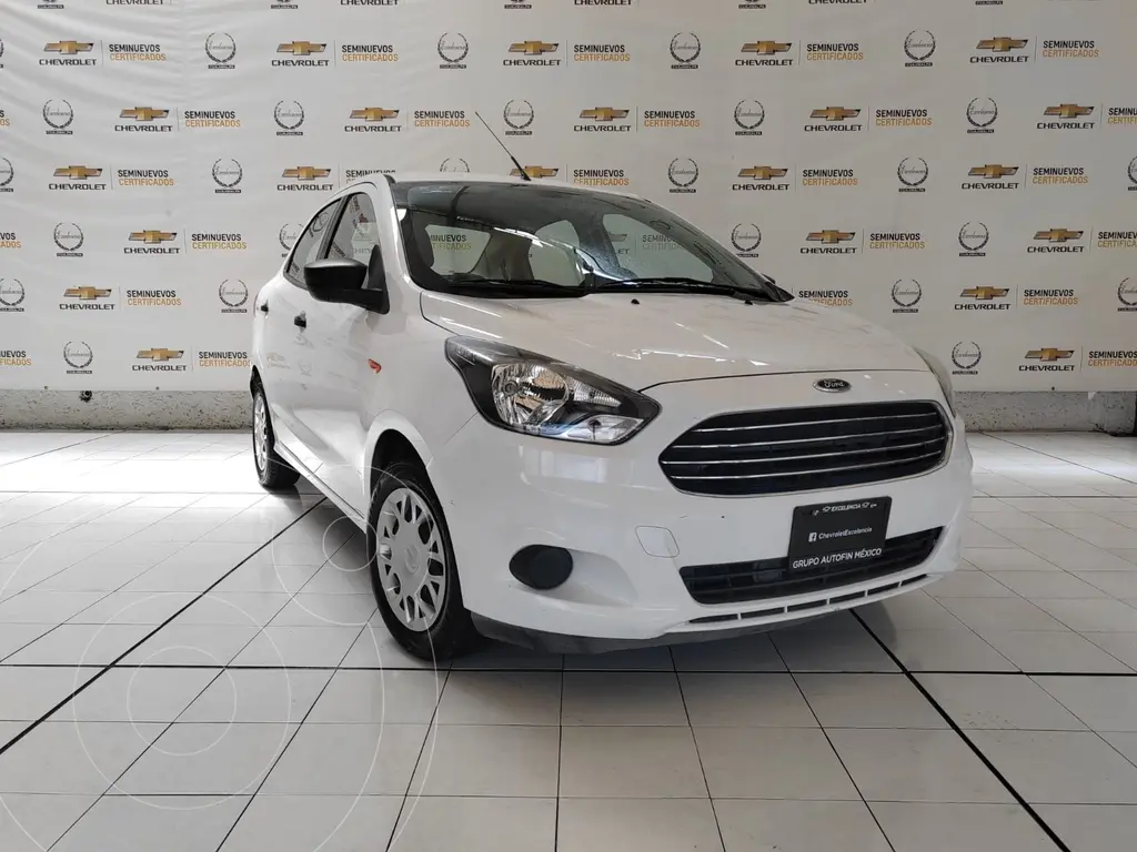 Ford Figo Sedan Impulse A/A usado (2018) color Blanco precio $180,000