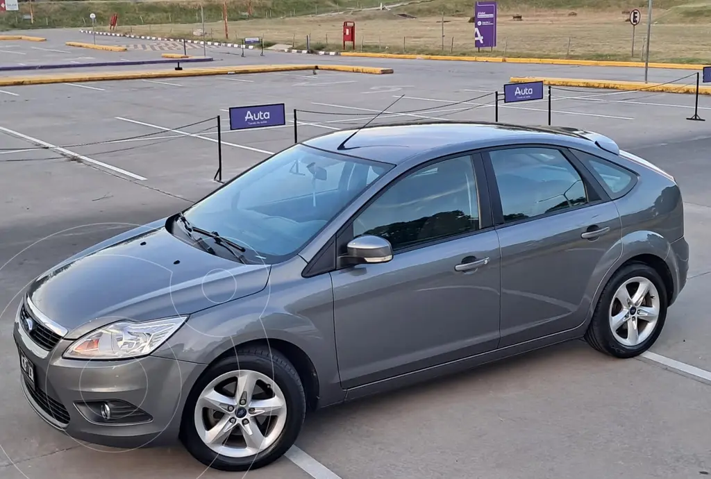 Ford Focus 5P 1.6L Trend usado (2012) color Gris Mercurio precio $11. ...