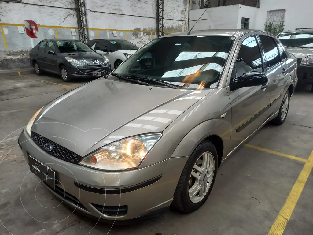 Ford Focus 5P 1.8L Edge TDi usado (2005) color Champagne precio u$s5.400