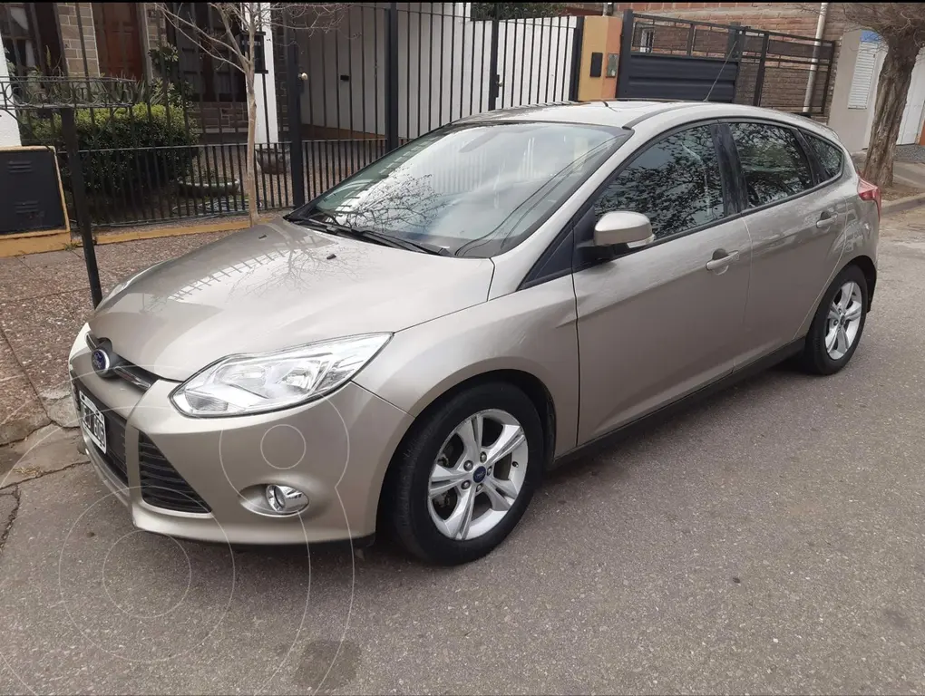 Ford Focus 5P 2.0L SE Plus usado (2014) color Beige precio $11.900.000