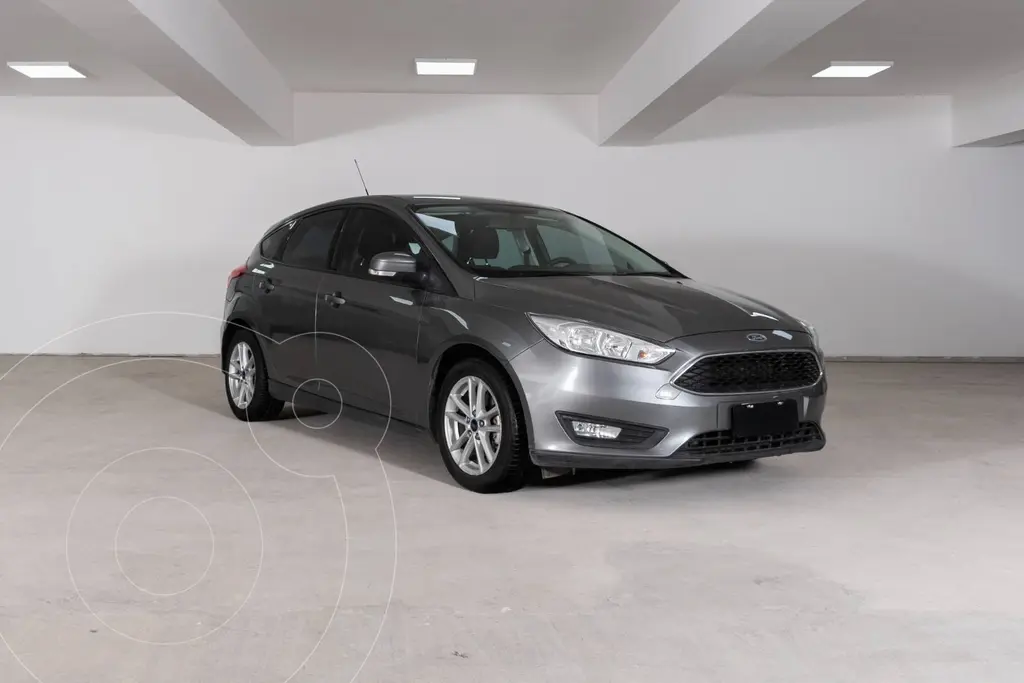 Ford Focus FOCUS L/16 1.6 5 P S usado (2016) color Gris Oscuro precio u ...