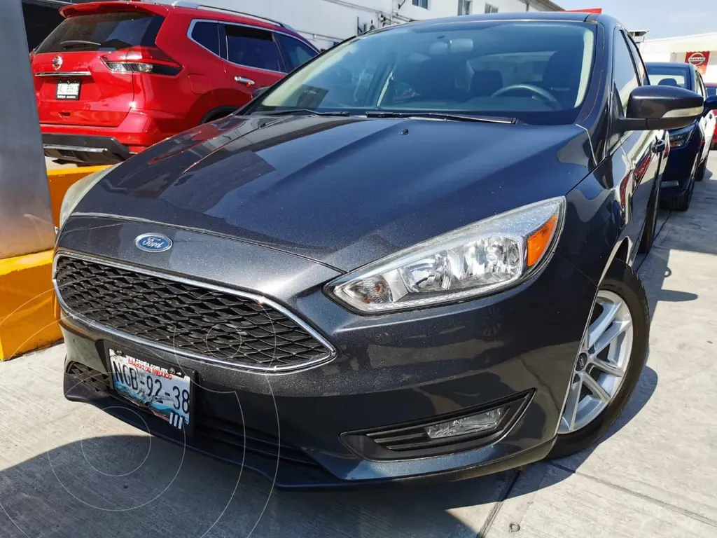 Ford Focus SE usado (2017) color Gris precio $265,000