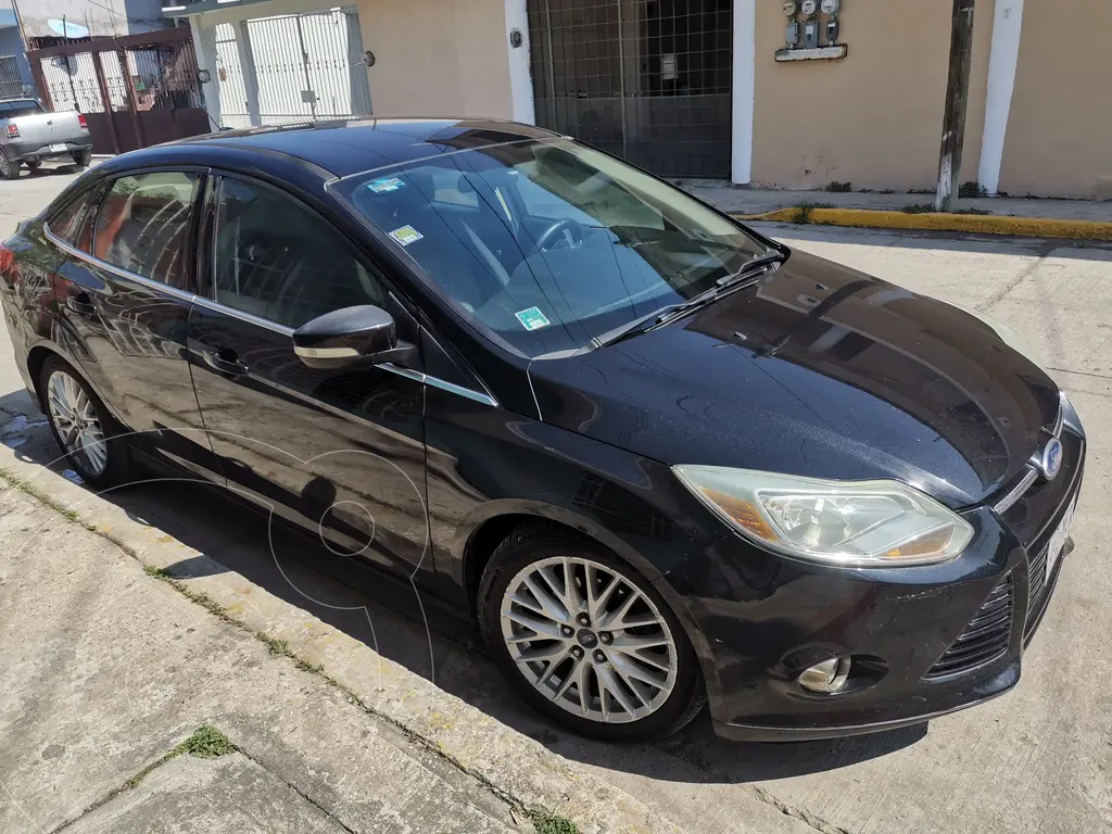 Ford Focus SEL Aut usado (2012) color Negro precio $165,000
