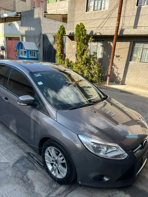 Ford Focus S Aut usado (2014) color Gris precio $170,000