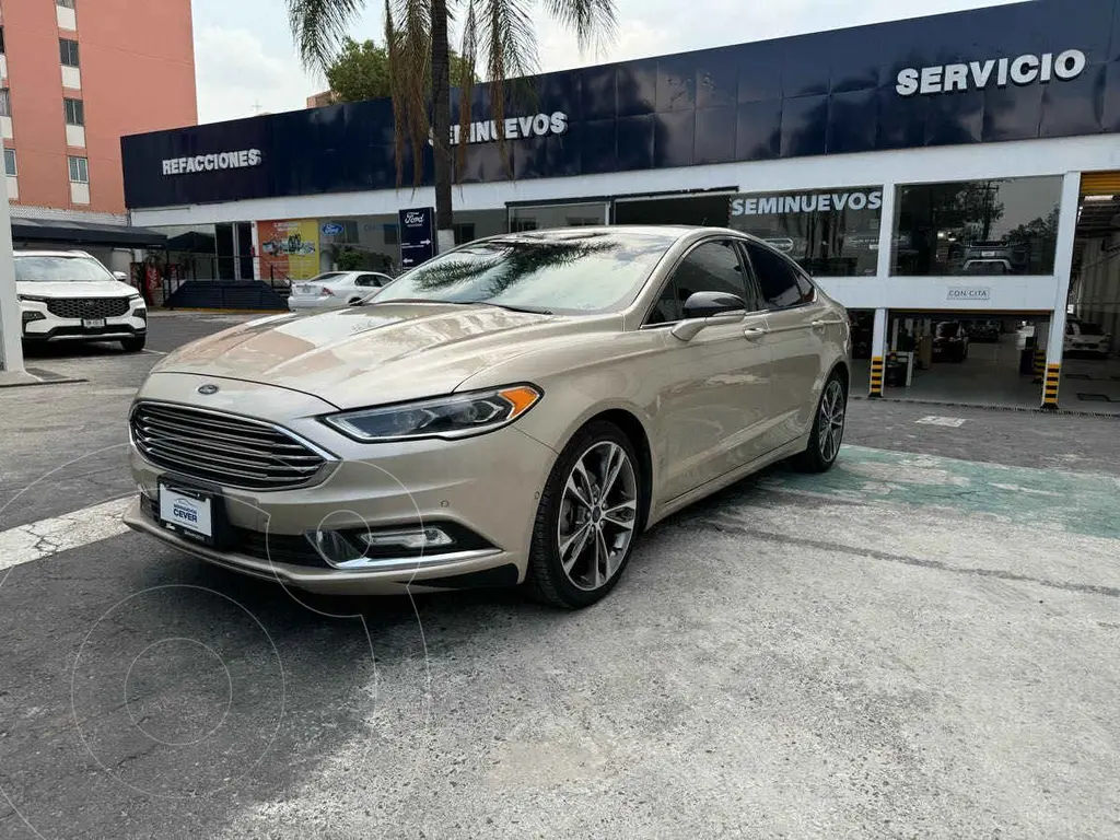 Ford Fusion Titanium Plus usado (2017) color Dorado precio $277,000