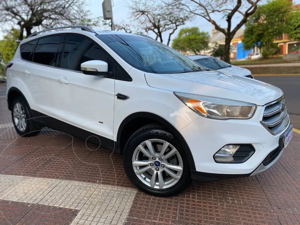 Ford Kuga KUGA 2.0 SEL 4X4 AUT L/17 usado (2017) color Blanco precio ...