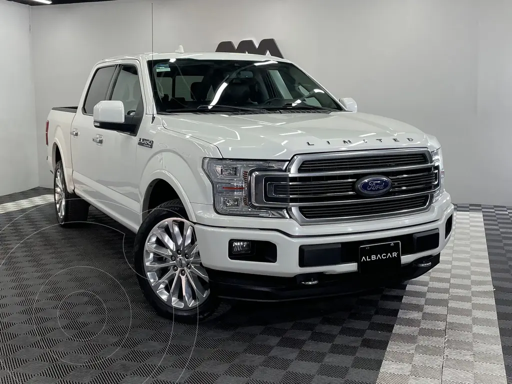 Ford Lobo Lariat Doble Cabina usado (2020) color Blanco precio $949,900