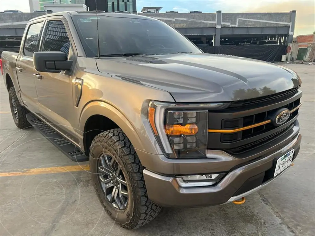 Ford Lobo Lariat Crew Cab 4x4 usado (2022) precio $1,298,000