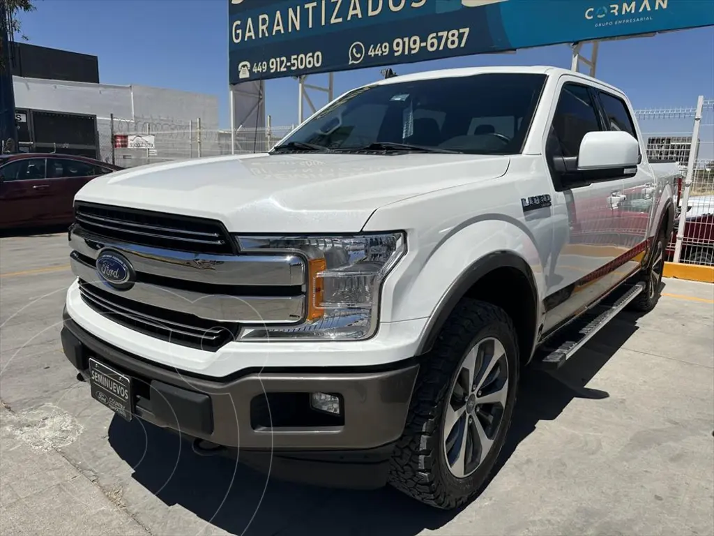 Ford Lobo Lariat Crew Cab 4x4 usado (2020) color Blanco precio $999,000