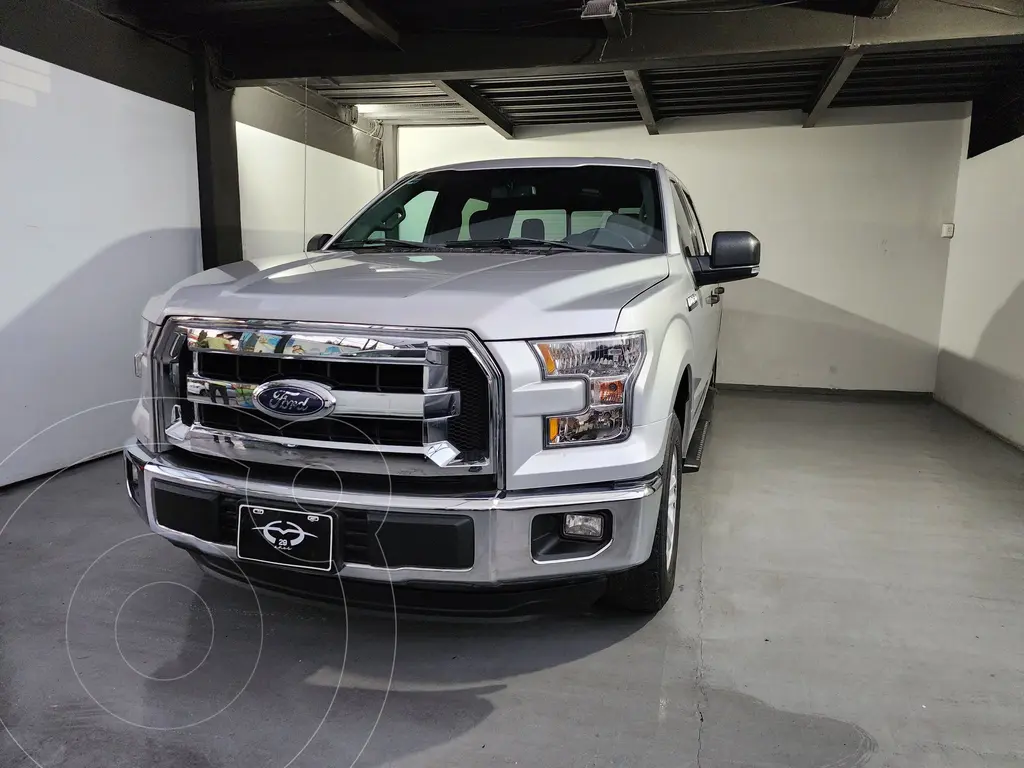 Ford Lobo Doble Cabina XLT 4x2 V8 usado (2016) precio $535,000