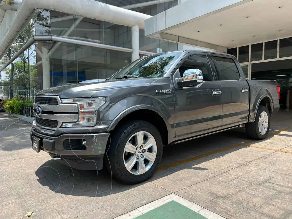 Ford Lobo Platinum 4x4 Cabina Doble usado (2018) color Gris precio $839,000