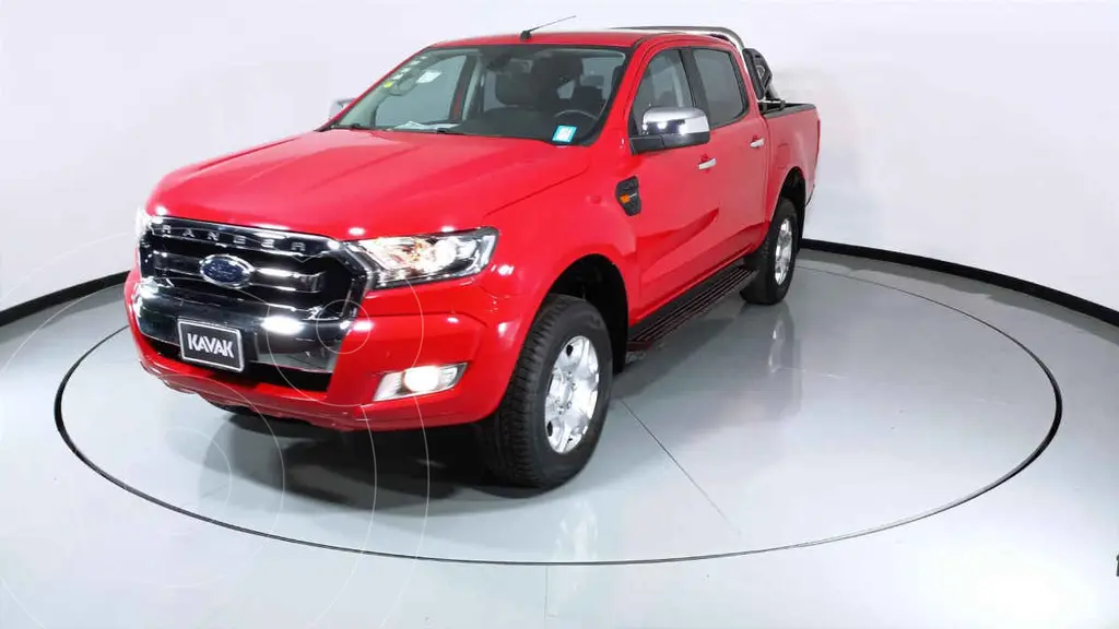 Ford Ranger XLT 4x2 Cabina Doble usado (2019) color Negro precio $515,999