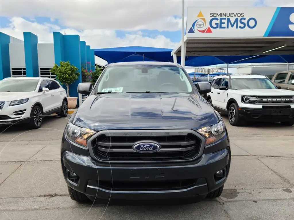 Ford Ranger XLS Gasolina 4x2 usado (2021) color Gris Oscuro precio $570,000