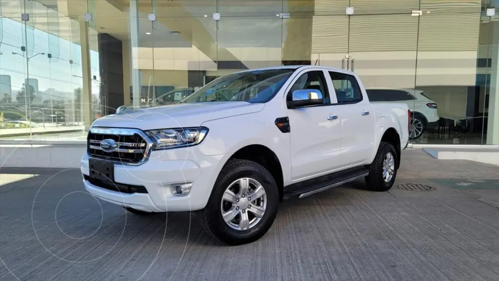 Ford Ranger XLT Gasolina 4x2 usado (2020) color Blanco precio $450,000