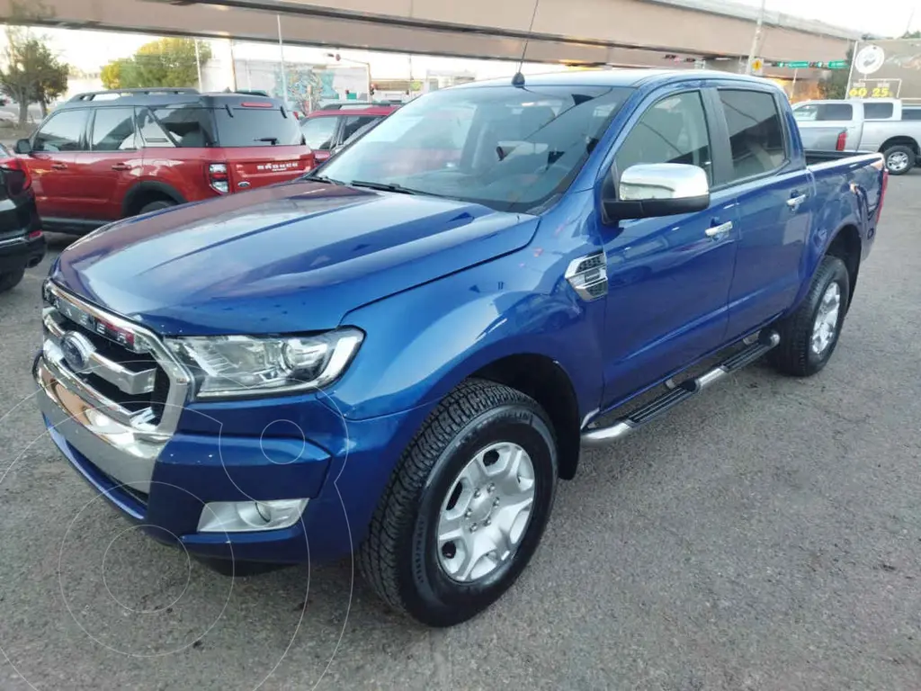 Ford Ranger XLT 4x2 Cabina Doble usado (2019) color Azul precio $419,000