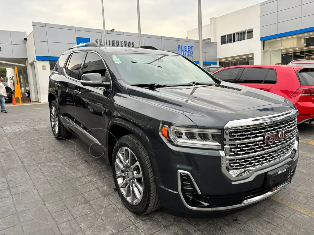GMC Acadia Denali usado (2021) color Azul Acero precio $810,000
