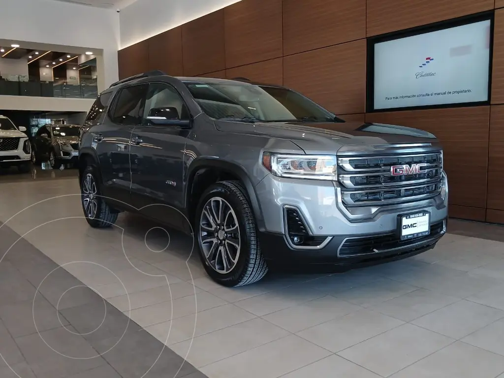 GMC Acadia AT4 usado (2021) color Gris Oscuro precio $630,000